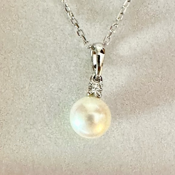 Mikimoto | Jewelry | Mikimoto 8kt Akoya Pearl And Diamond Pendant And ...